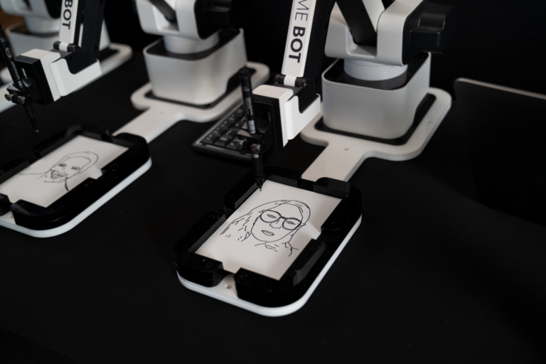 Draw Me Bot - AI Based Drawing - Sketch - Magic Moment Photo Booth